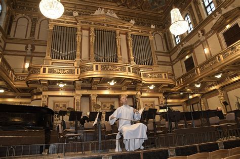 Guo Gan The Master Of Erhu 国际二胡大师 果敢 Home