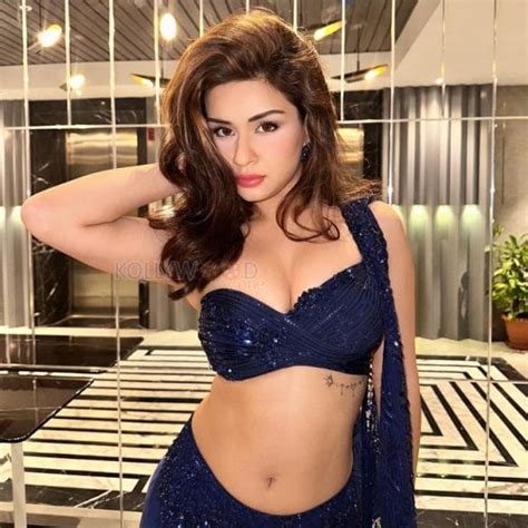Hot Avneet Kaur In A Navy Blue Lehenga Showing Navel And Cleavage Photos Kollywood