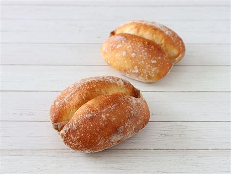 バゲットとバタールの違いは？フランスパンの種類を知ろう！ お菓子・パン材料・ラッピングの通販【cotta＊コッタ】