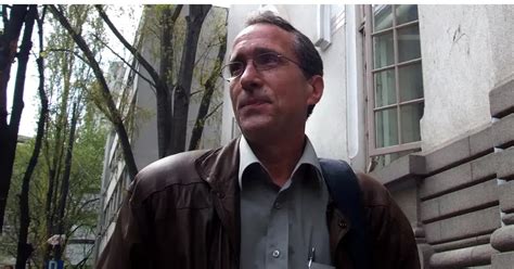 Viața L A îngenuncheat Pe Fiul Lui Ceaușescu Valentin Cere Ajutor Doborât De Boală și