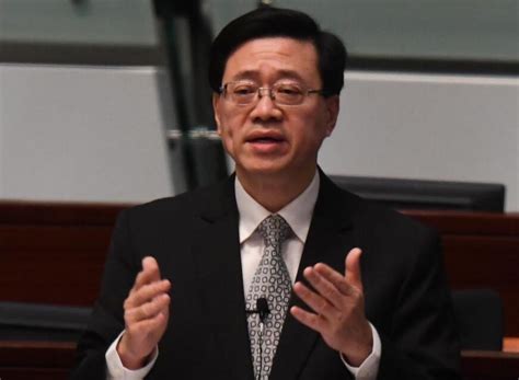 李家超：聆聽商界對逃犯例意見 — 識港