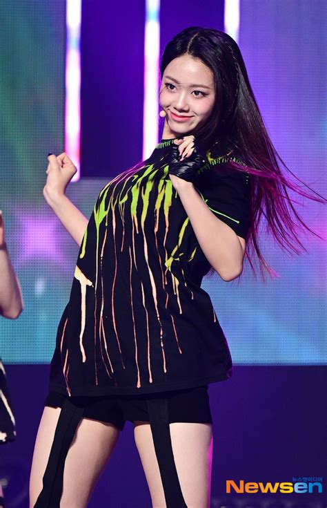 클라씨 지민 살아있는 눈빛 무대 포토엔hd 손에 잡히는 뉴스 눈에 보이는 뉴스 뉴스엔