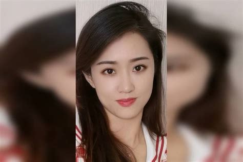 喜欢不一定非要拥有，放在心里，或一个重要的地方，也许会更长久地方