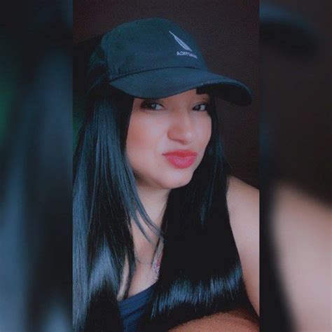 Cantor Yeny Yeny9802 Snapchat Stories Spotlight And Lenses