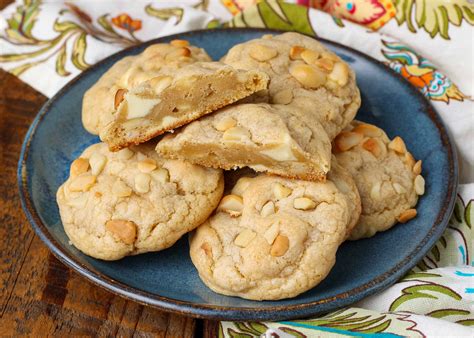White Chocolate Macadamia Nut Cookies Experiencedts