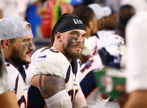Denver Broncos Dl Derek Wolfe Getting Embarrassed Like That Breaks