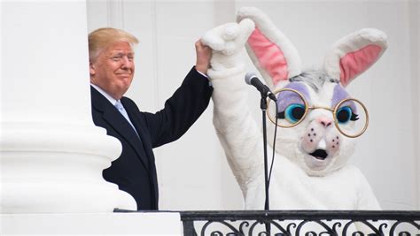 Seth Meyers Mocks Trump For Ranting About Daca At Easter Egg Roll