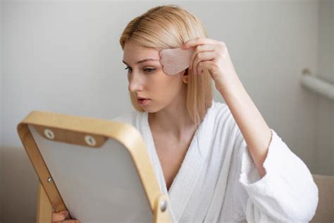 Le Massage Gua Sha Votre Nouvel Atout Beauté