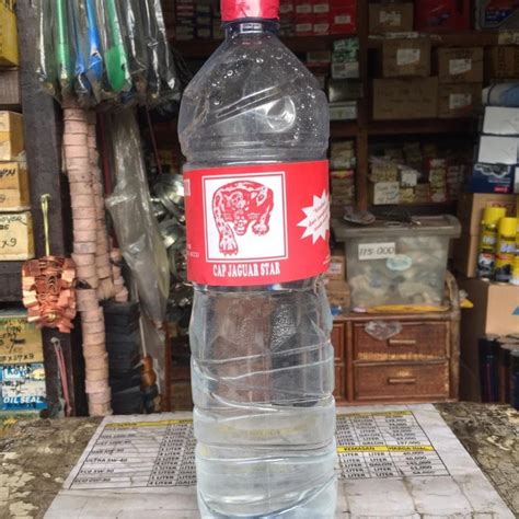 Jual Air Accu Zuur B Merah Untuk Aki Baru Isi 1 5 Liter Shopee Indonesia