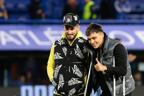 El penal que atajó la Bombonera el mensaje de los hinchas a Riquelme y el gesto del Changuito