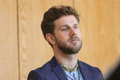 Antoni Królikowski świętuje urodziny W cieniu skandali i kontrowersji Świat Seriali w
