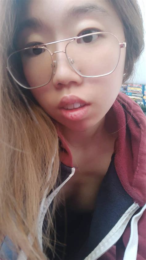 Wanna See More Of Me Rasianhotties