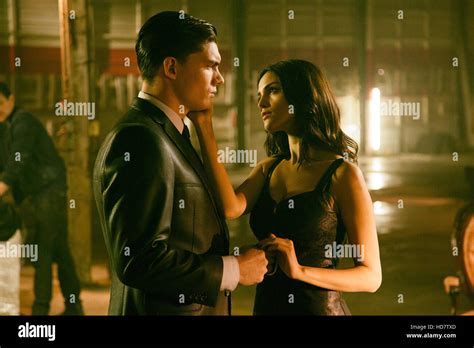 From Dusk Till Dawn The Series L R Zane Holtz Eiza Gonzalez In