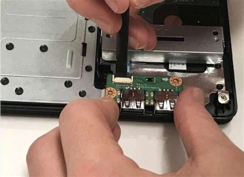 Disable Or Enable USB Drive Access On Your Windows PC