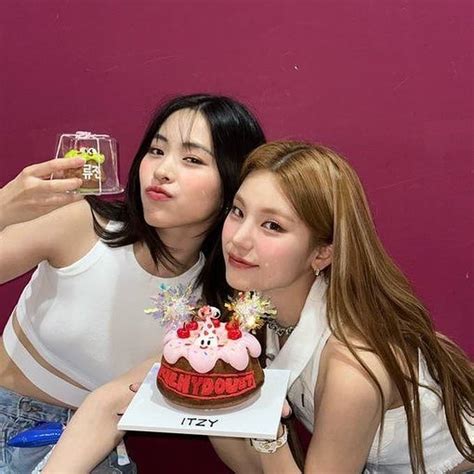 分享 陪着itzy一步步走到现在，她們是最真诚認真 的idol還有許多真诚的粉丝我們彼此的双向奔赴 Itzy板 Dcard