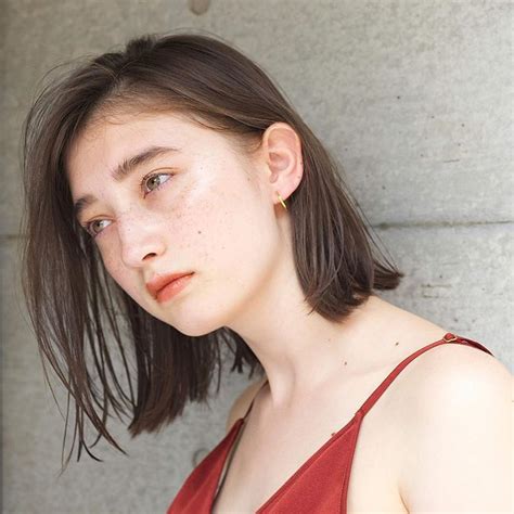 長い前髪のセット方法 前髪の流し方＆分け方でかわいい髪型に見える♡ Lamire [ラミレ]