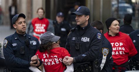 Watch Actress Debra Winger Among Mob Who Stormed Trump Tower