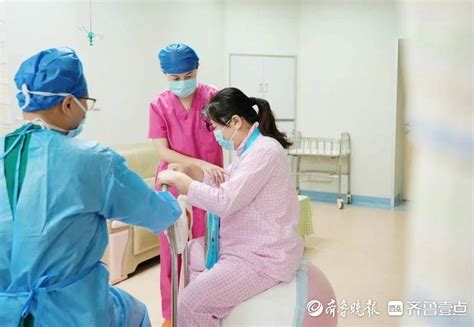 满意滕医丨滕州中心人民医院产房开展一对一专业全程导乐陪伴分娩服务人员家属