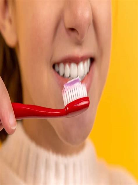 How To Brush Teeth Properly Step By Step MindStick YourViews