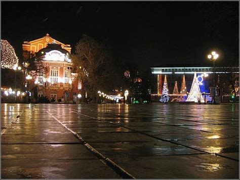 Площад „Независимост“ Варна