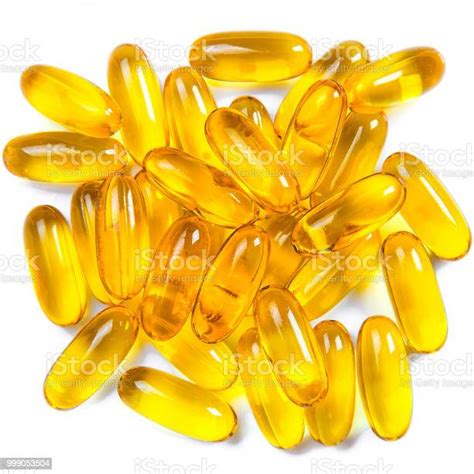흰색 바탕에 오메가 3 캡슐 닫습니다 상위 뷰 고해상도 제품입니다 건강 관리 개념입니다 건강관리와 의술에 대한 스톡 사진 및 기타 이미지 Istock