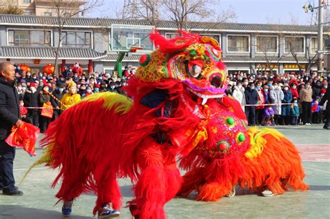临泽县人民政府 【新春走基层】鸭暖镇：社火闹春年味浓