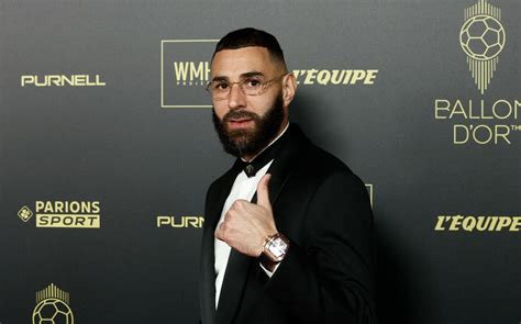 Karim Benzema ¿por Qué Se Venda La Mano El Jugador Del Real Madrid