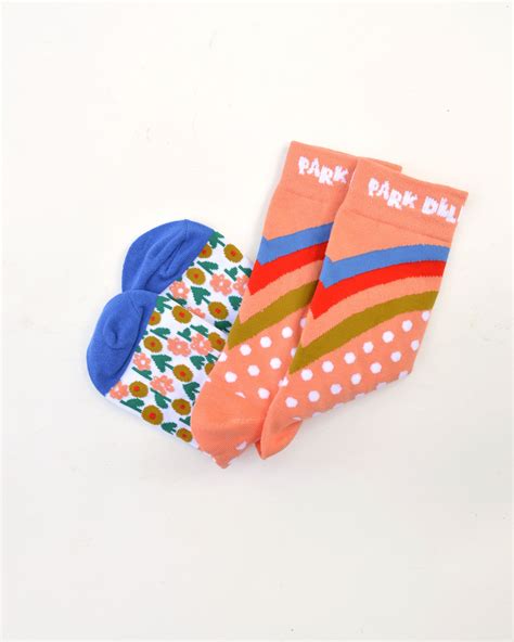Daisy Dot Sock Park Deli