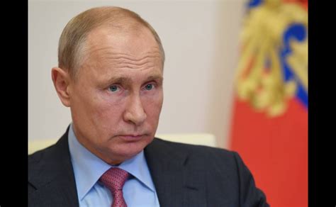 Путин подписал указ о выплатах беженцам из ДНР ЛНР и с Украины