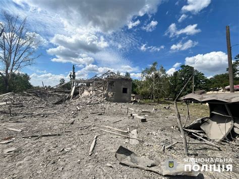 Росіяни обстріляли 10 населених пунктів Донеччини є загиблий 14 людей поранені ФОТО Хронікерс