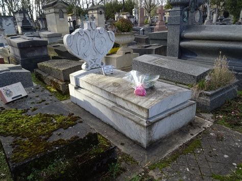 Cimetière Du Père Lachaise Appl Farmahini Farahani Akram 1935 2012