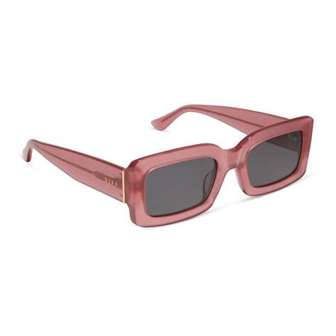 Indy Rectangle Sunglasses Guava And Grey Diff Eyewear