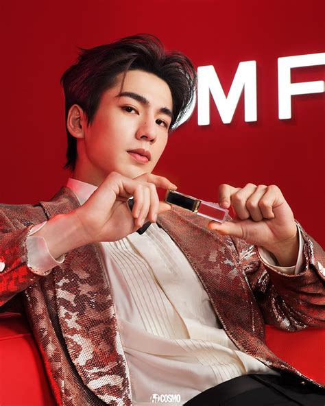 时尚cosmo Tom Ford Beauty绝色之境——极致欢愉，唇间诱惑