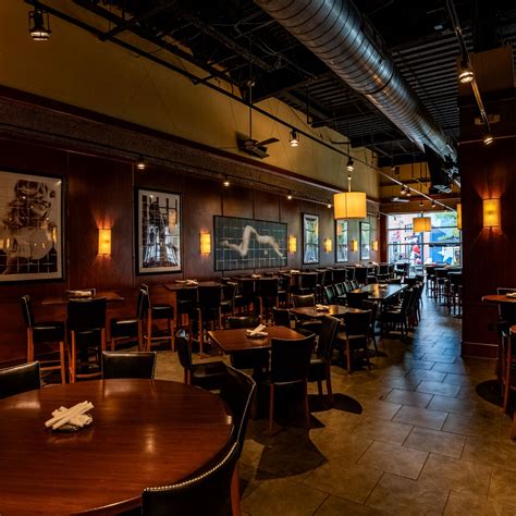 Bar Louie Foxborough Patriot Place