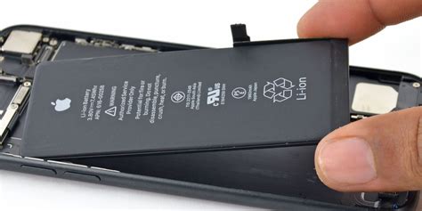 The Right Time To Replace Your Phone Battery