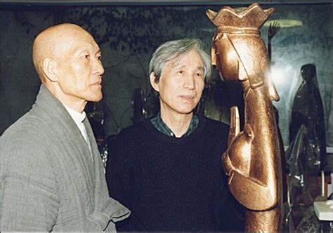 석현장 법정스님과 최종태교수의 인연 길상사 마리아 관음 이야기 법정스님께서는 단순한 삶을