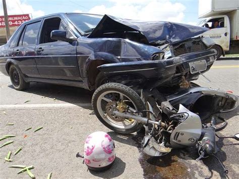 Motociclista Fica Ferida Em Acidente Na Br 356 Em Muriaé