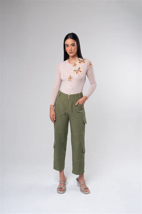 Body Mariposa Mercedes Reyes