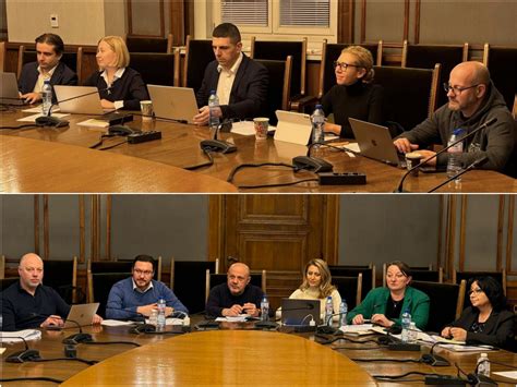 МРЕЖАТА ГЪРМИ за провала на преговорите Въпреки овулацията на професионалните политици от