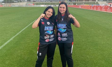 Kado Indah Duo Srikandi Indonesia Dari Barcelona Football Festival