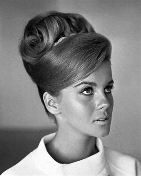 21 Iconic 1970s Hairstyles That Defined A Generation Hair Style Talk