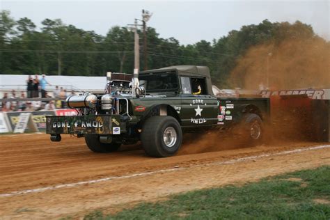 Tractor Pulling Truck Gone Owl OllllO Jeeps 4 Wheel Drive OllllO