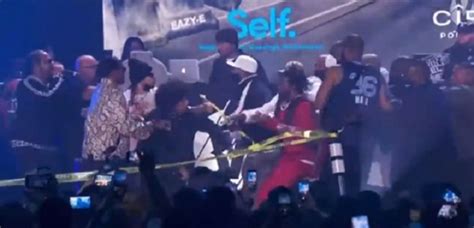 Punches Thrown Between Bone Thugs N Harmony And Three 6 Mafia During