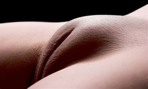 Dombocska Mons Pubis Pic