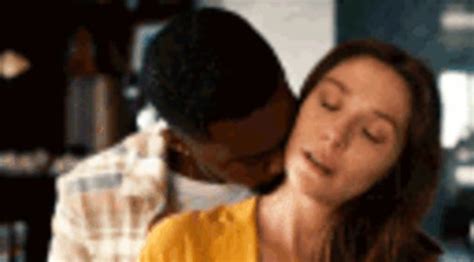 Name And Video Elizabeth Olsen 1489516 ›