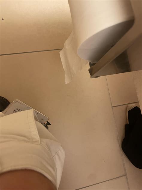 Bathroom Etiquette Rwhy