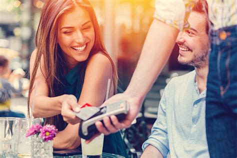 Best Travel Debit Cards In Australia S Money Travel Money Tips