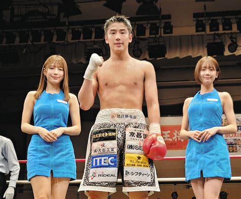 ボクシング 木村蓮太朗が判定3―0で勝利、左手の骨折からの復帰戦 スーパーフェザー級：中日スポーツ・東京中日スポーツ