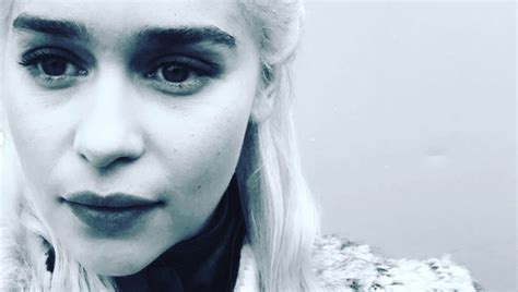 Mom El Nuevo Comic Con El Que Emilia Clarke Debuta Como Escritora