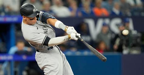 New York Yankees Baseball Fans Crushed Aaron Judge For Re Creating